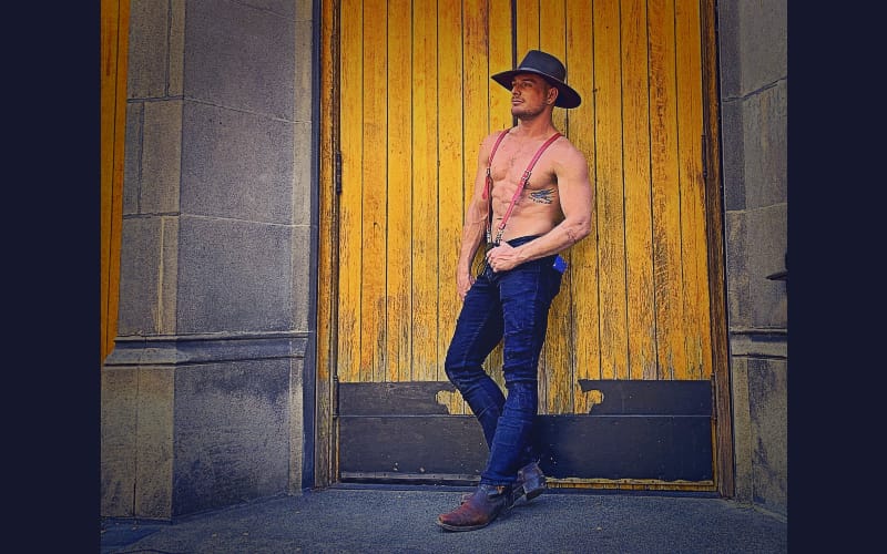 Icons: Brent Corrigan